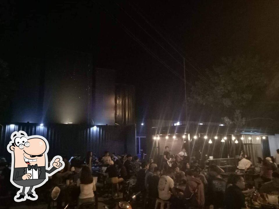 Flip Bar, Lampang - Restaurant reviews