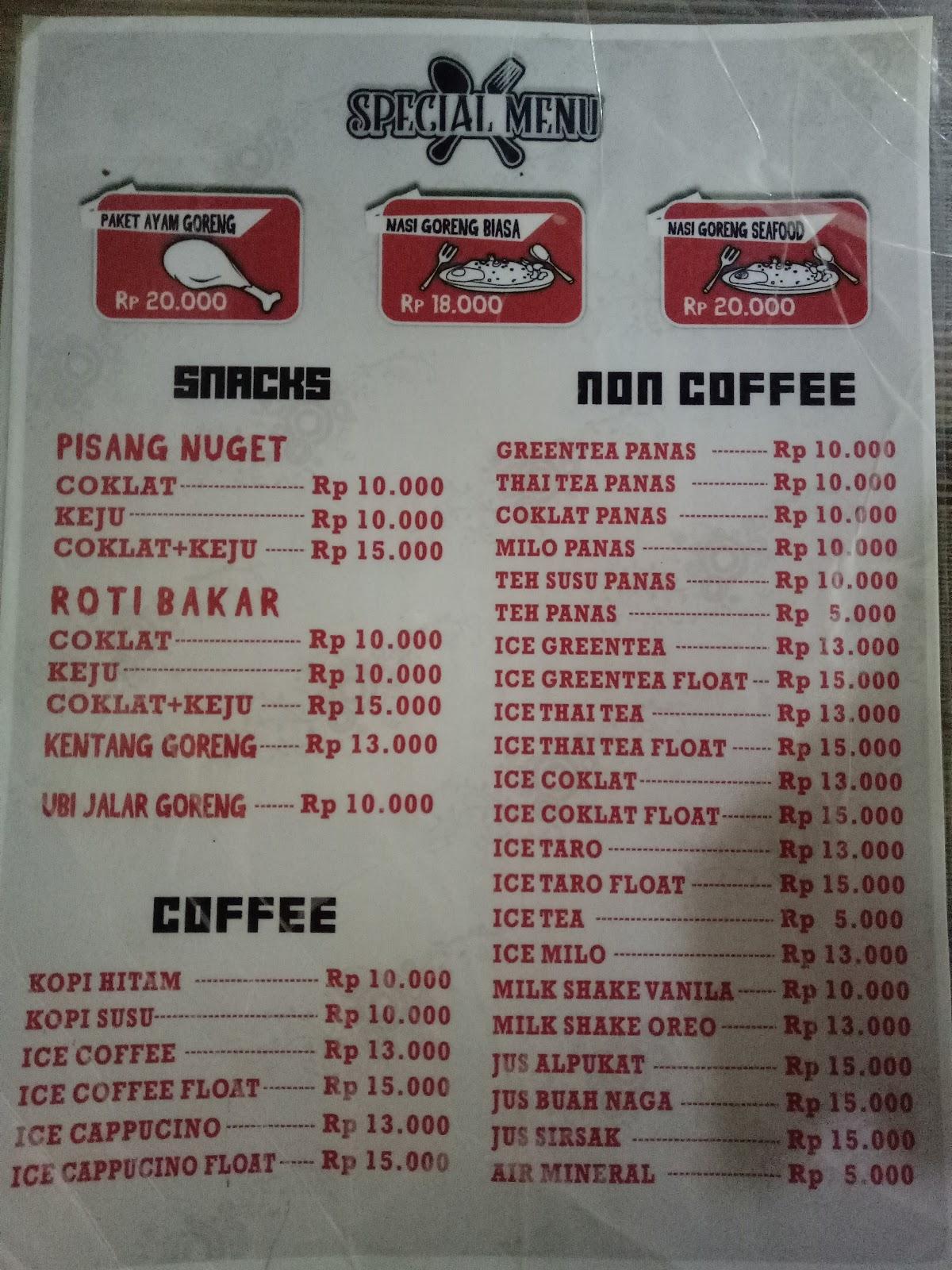 Menu at Nom Nom Cafe & Resto, Sumpang Binangae