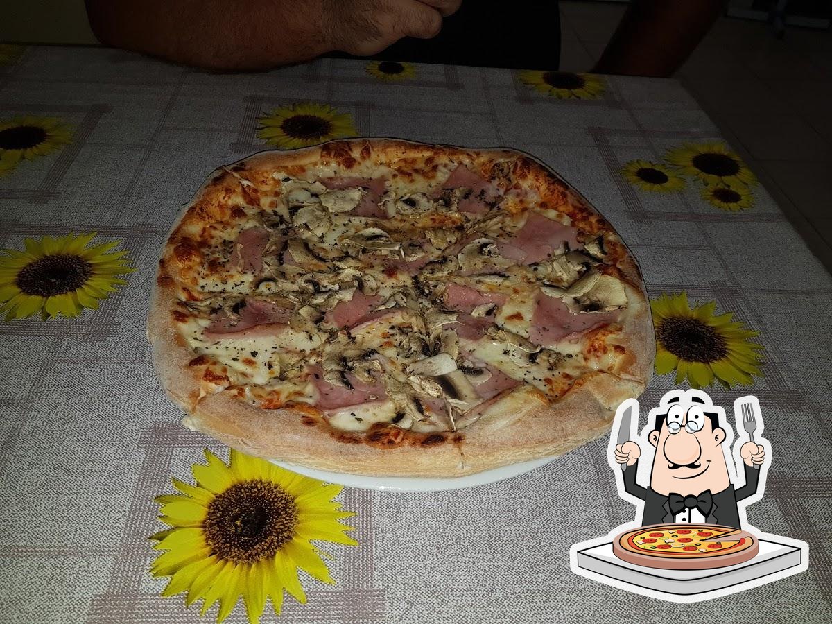 Fabryka Pizzy restaurant, Biala Rawska - Restaurant reviews