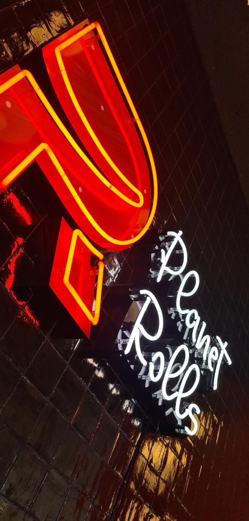 Planet Rolls, Rotterdam - Restaurantspeisekarten und Bewertungen