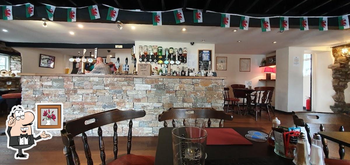 Tafarn y Bont in Abergavenny - Restaurant menu and reviews