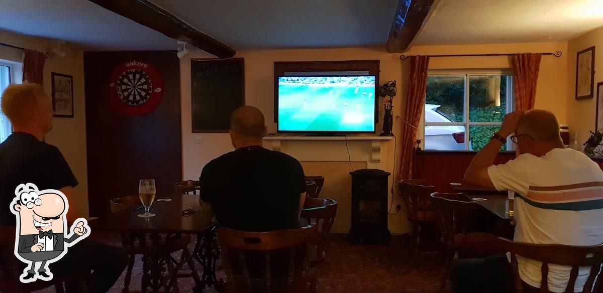 Dog Inn & Davenport Arms in Worfield - Restaurant reviews