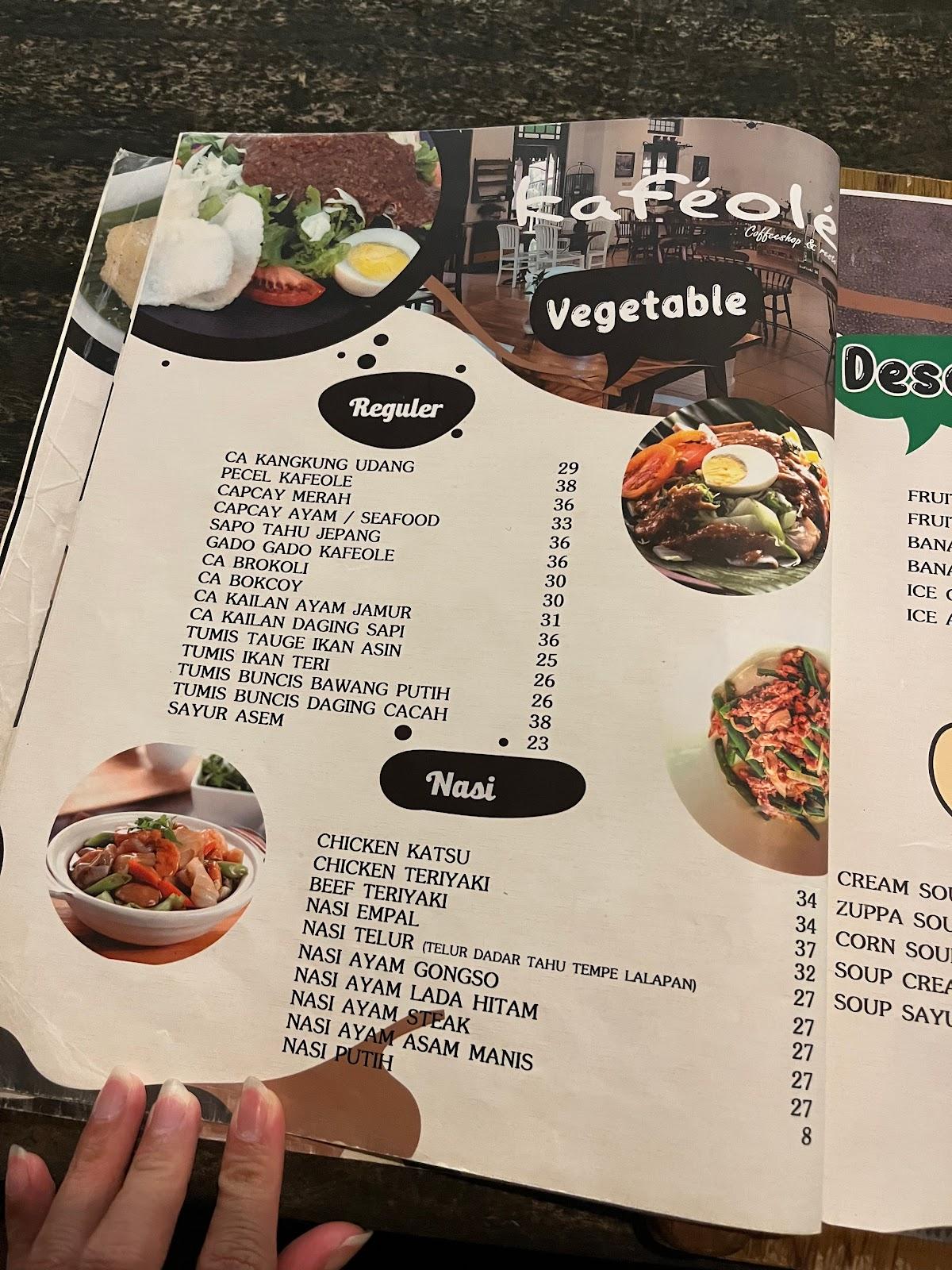 Carta del café Kafeole, Salatiga