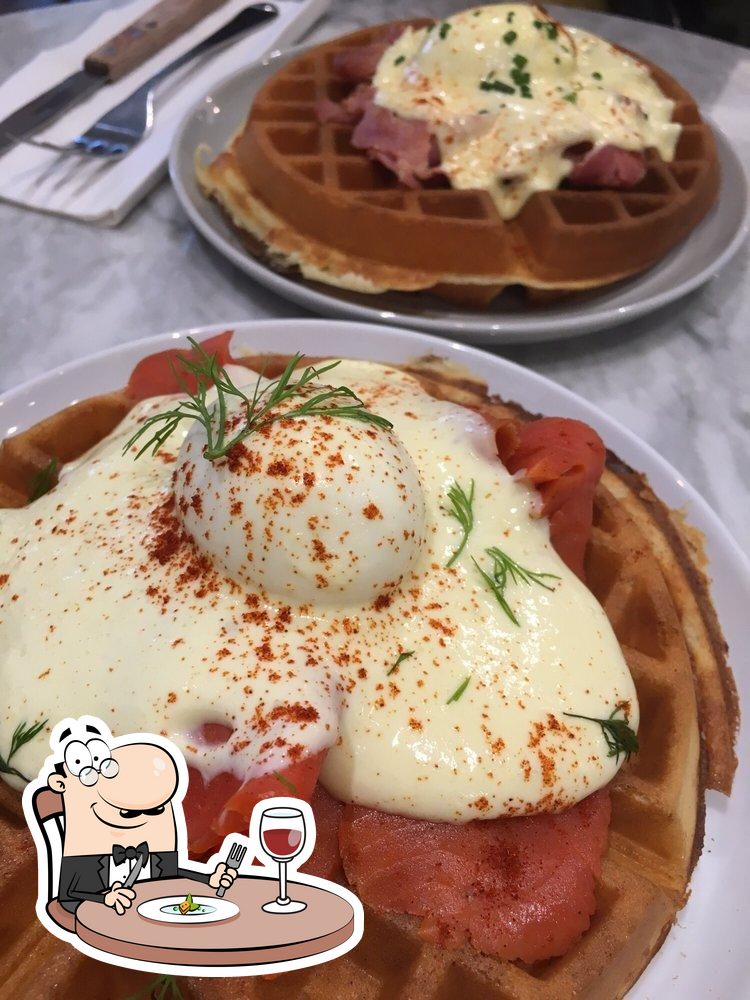 Mr. West Cafe Bar - Downtown in Seattle - Restaurant menu and reviews
