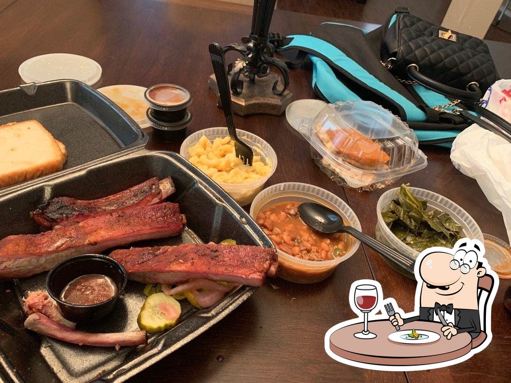 Smoke A Holics Bbq in Fort Worth - Restaurant menu and reviews