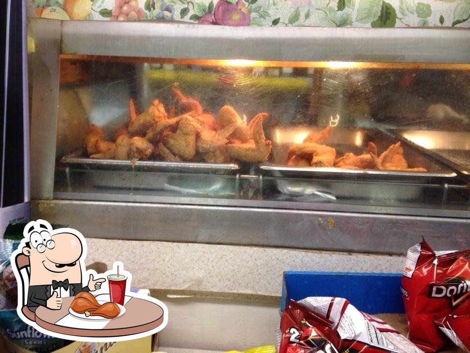 Triplet's Food Mart in Baton Rouge - Restaurant menu and reviews