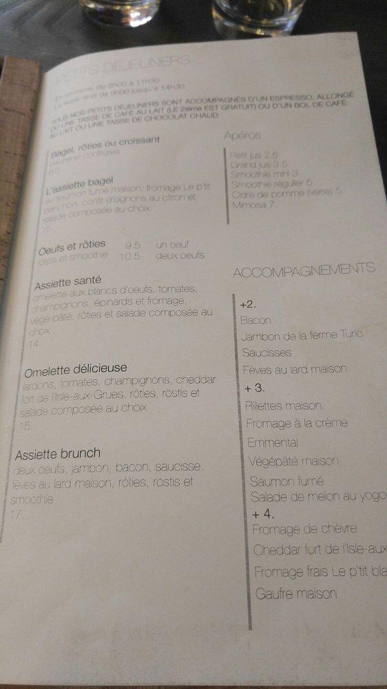 Menu at Le Hobbit restaurant, Québec City