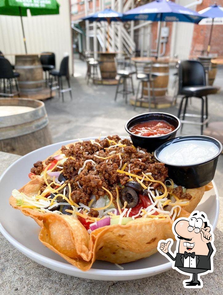 Building No 9 Grille, Troy - Restaurant menu, prices and reviews