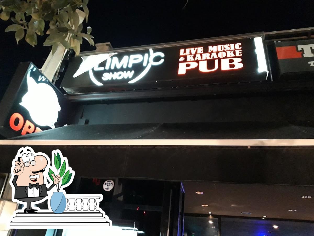 Mono Loco Music Bar in S'illot - Restaurant reviews