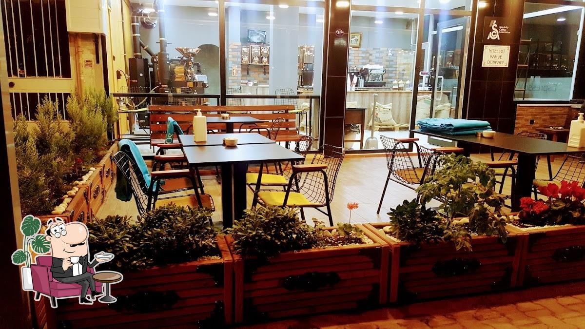 Kuru Kahveci Esma Sultan, Izmir - Restaurant reviews
