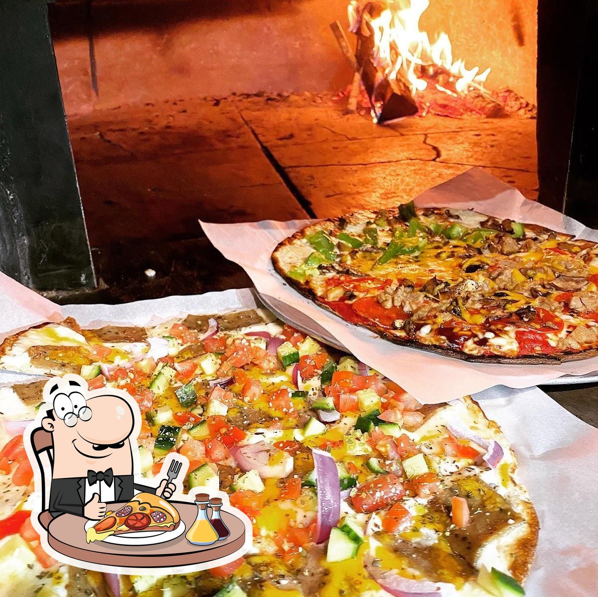 Treehouse Pub & Eatery in Bettendorf - Restaurant menu and reviews