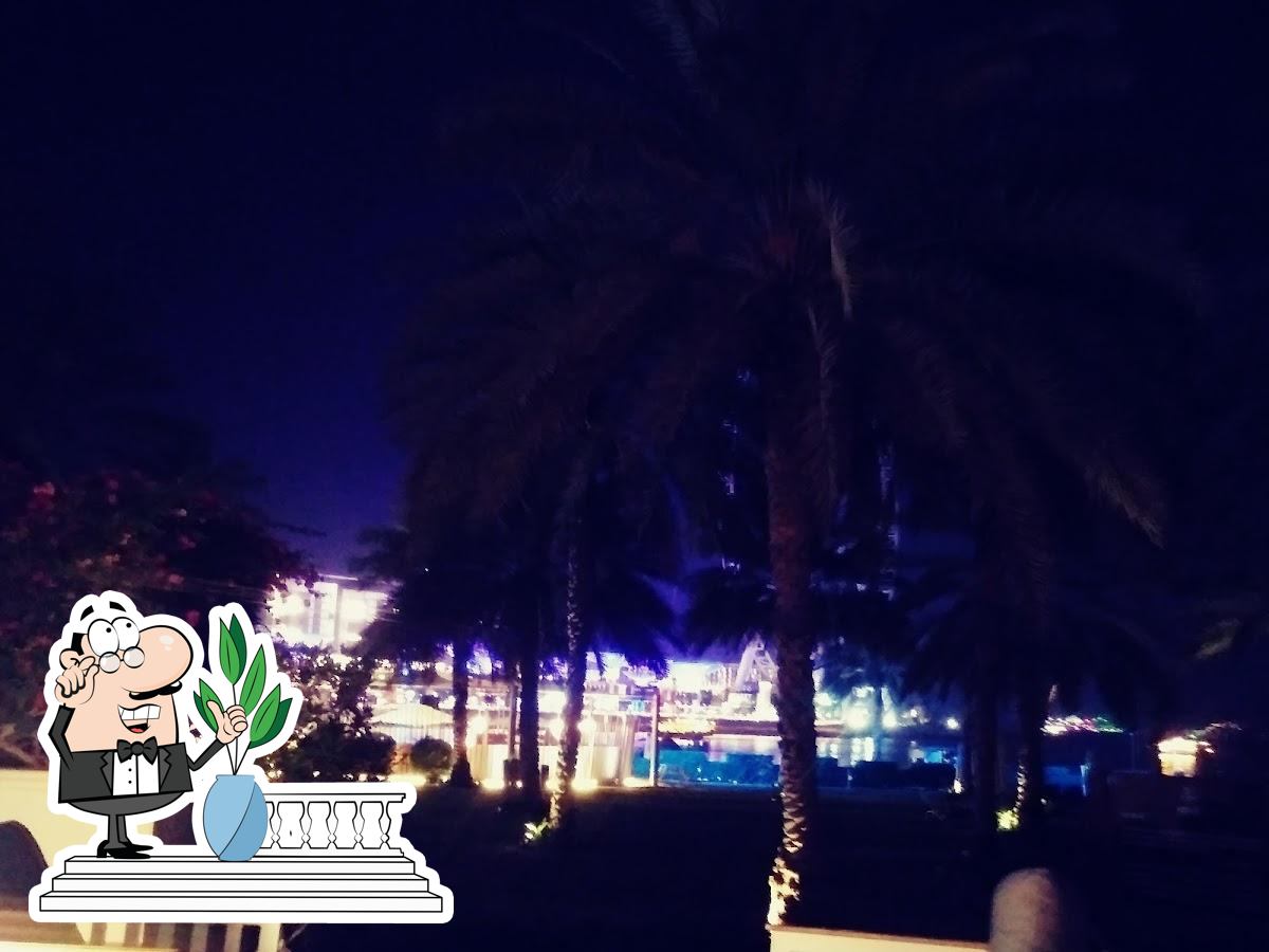 Al Hadiqa Restaurant, Dubai, Sheraton Jumeirah Beach Resort ...