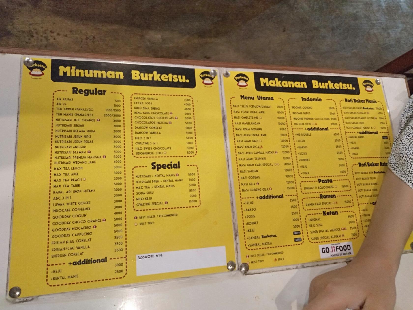 Menu at BURKETSU Tembalang cafe, Banyumanik