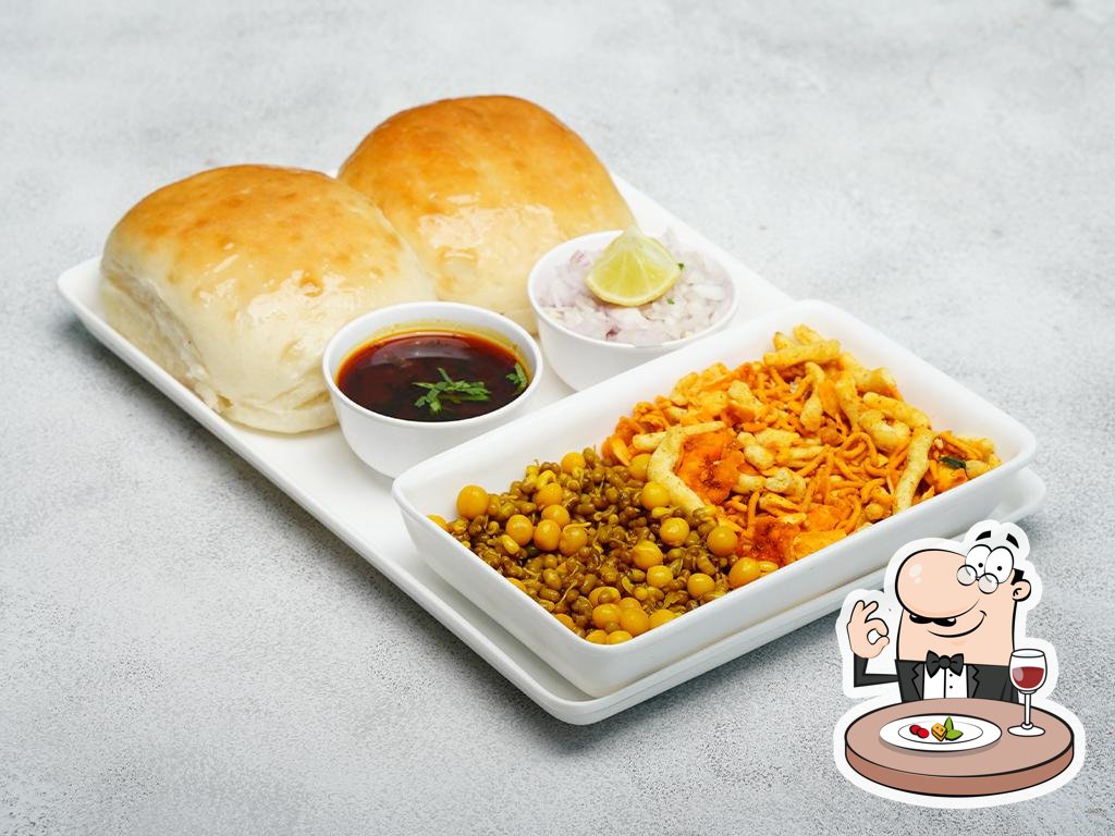 MMV Mumbaiya Misal and Vadapav Bhaduatnagar, Ahmedabad - Restaurant ...