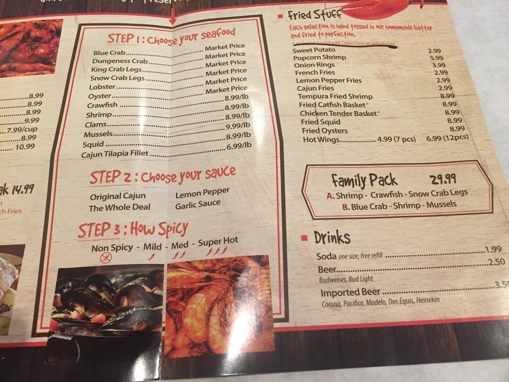 Menu at Hot Mariscos restaurant, Huntington Park