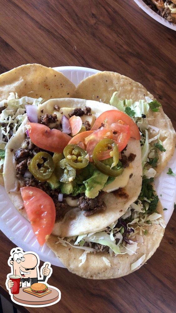 El Lugar III, 2121 E 5th St in Tyler - Restaurant menu and reviews