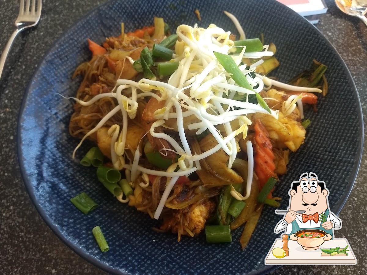 Two Sisters Lao Thai Cuisine, 5/38 Badham St in Dickson - Restaurant ...