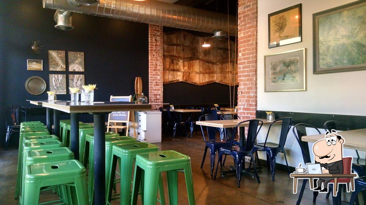 Vovomeena, Phoenix - Restaurant menu, prices and reviews