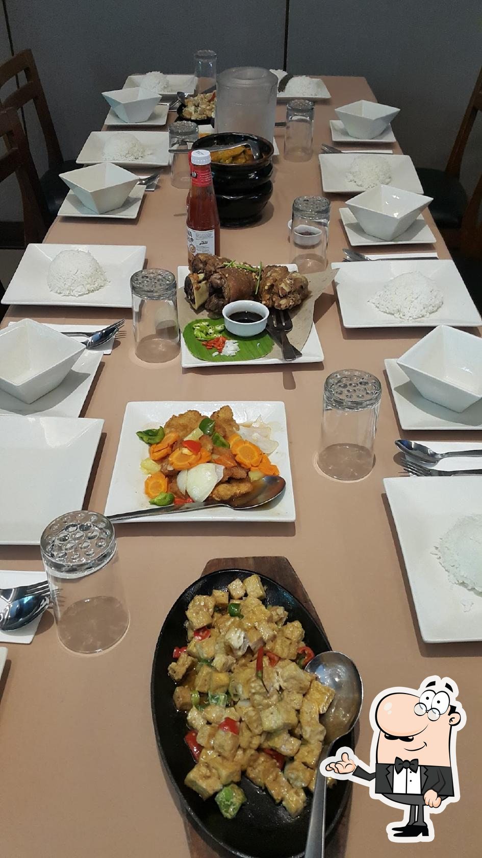 Max's Restaurant, Quezon City, Kamuning - Restaurant menu, prices and ...