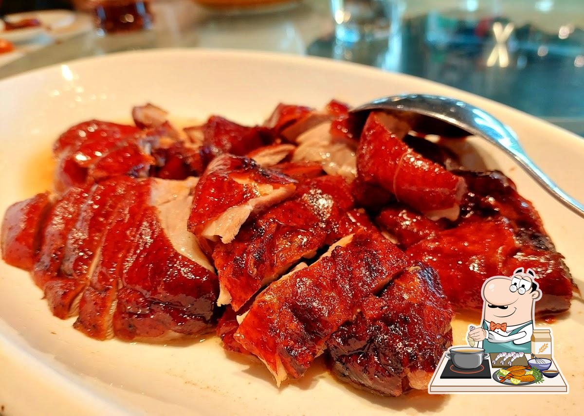 The Leaf Restaurant @The Quantis Clubhouse, BSD City, South Tangerang ...