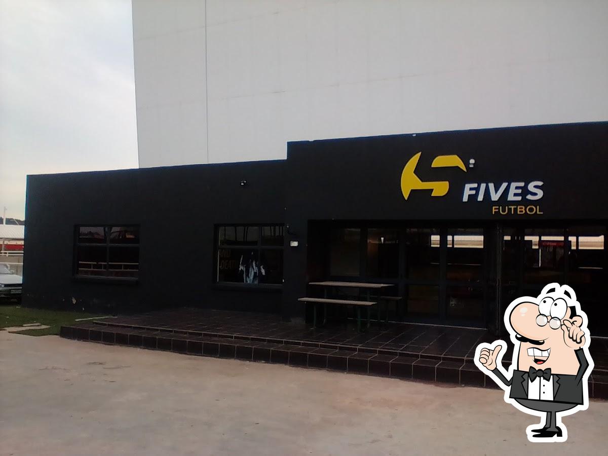 Fives Clubhouse Menlyn, Pretoria - Restaurant menu and reviews