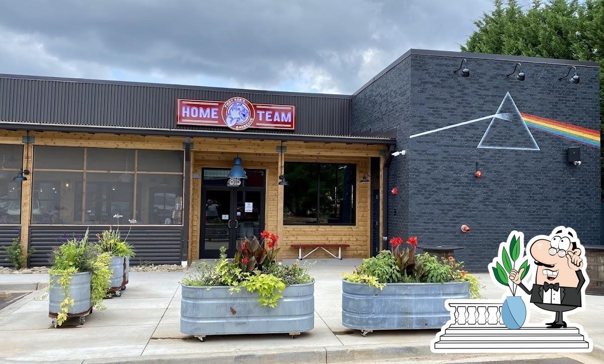 Home Team BBQ in Greenville - Restaurant menu and reviews
