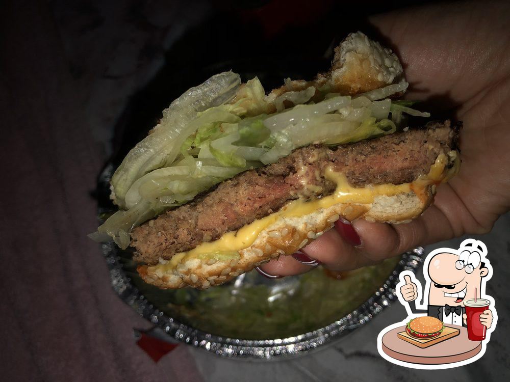 George's Deli, 3619 28th Ave in New York City - Restaurant menu and reviews