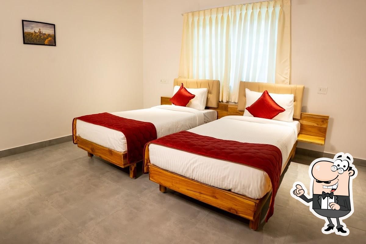 The Invitation 365 hotel the best restaurant in madhurawada best hotel ...