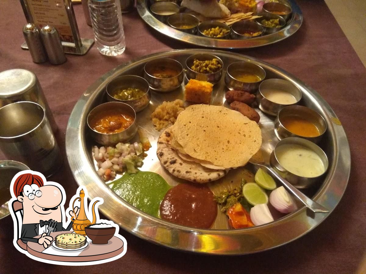 Shree Rajbhog Thali, Mumbai Naka Best thali restaurant in nashik Best ...