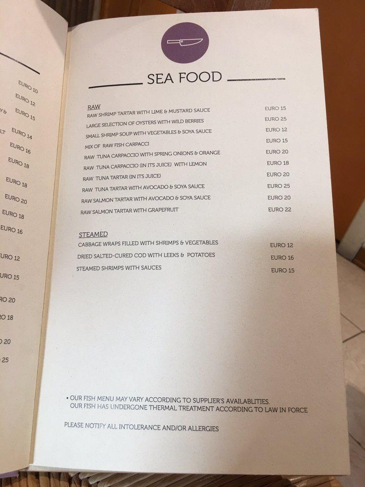 Menu at A Crudo restaurant, Florence