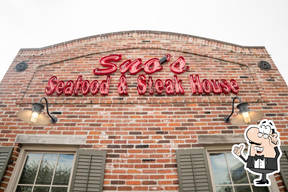 Sno's Seafood & Steak in Gonzales - Restaurant menu and reviews