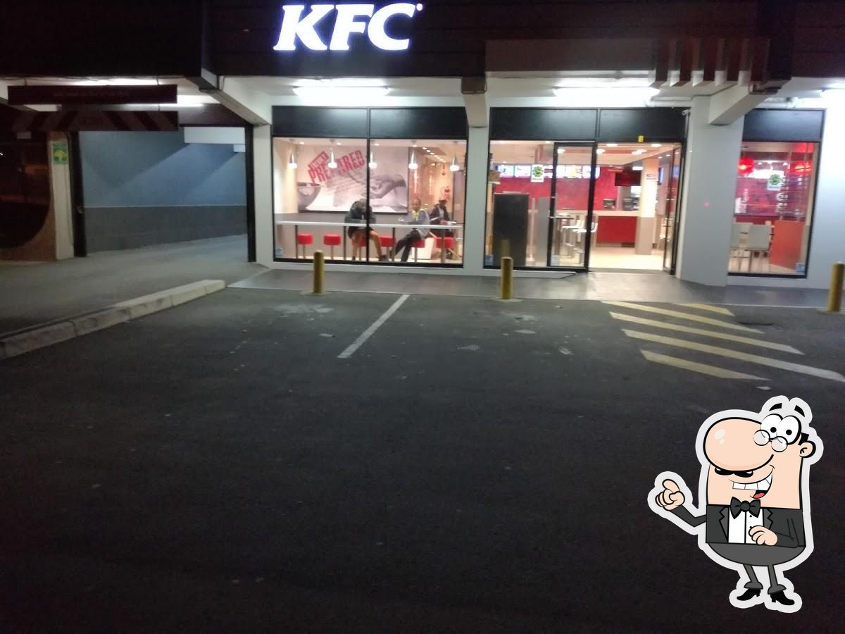 KFC Lighthouse Road restaurant, Bluff, 403 Lighthouse Rd - Restaurant ...