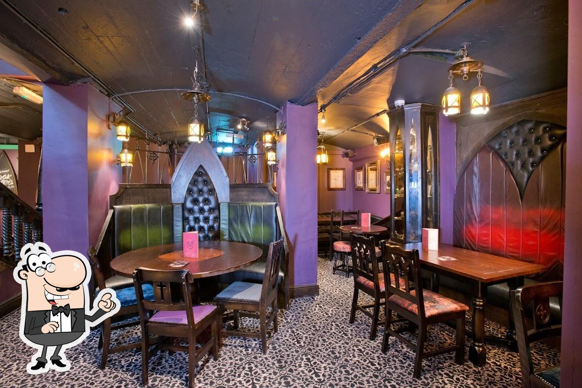 Pit & Pendulum, 17 Victoria St in Nottingham - Restaurant menu and reviews