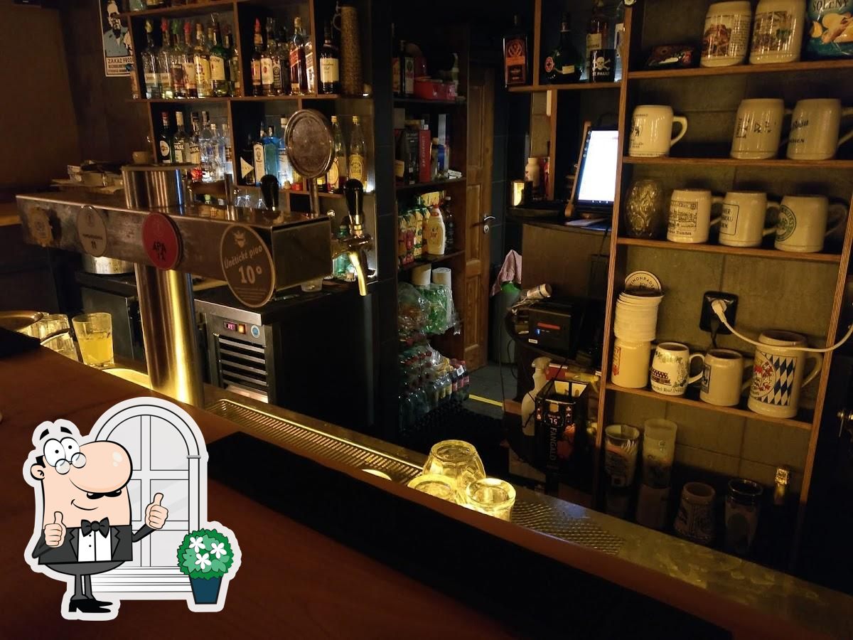 Bukowski's Letna pub & bar, Prague - Restaurant reviews