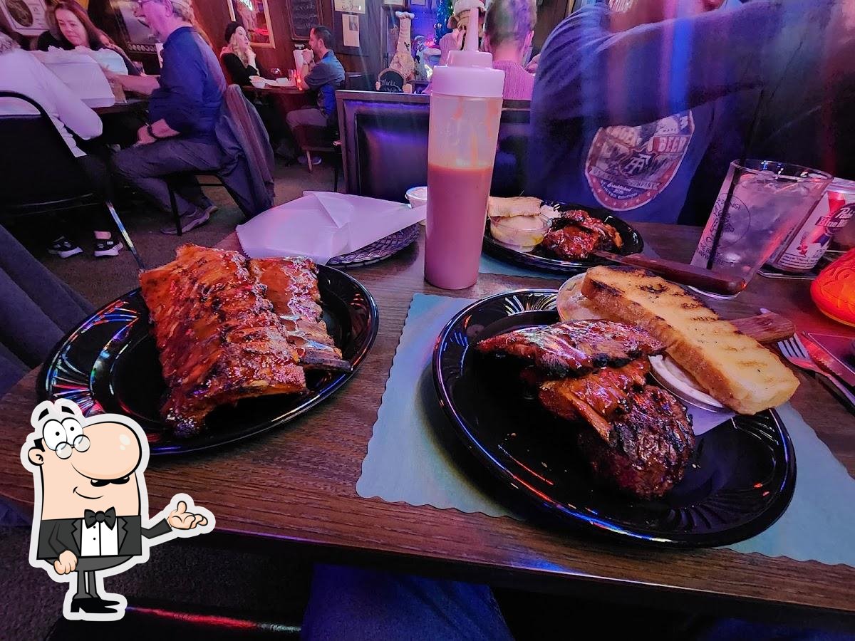Oh Dennis! Saloon & Charcoal House in Racine - Restaurant menu and reviews