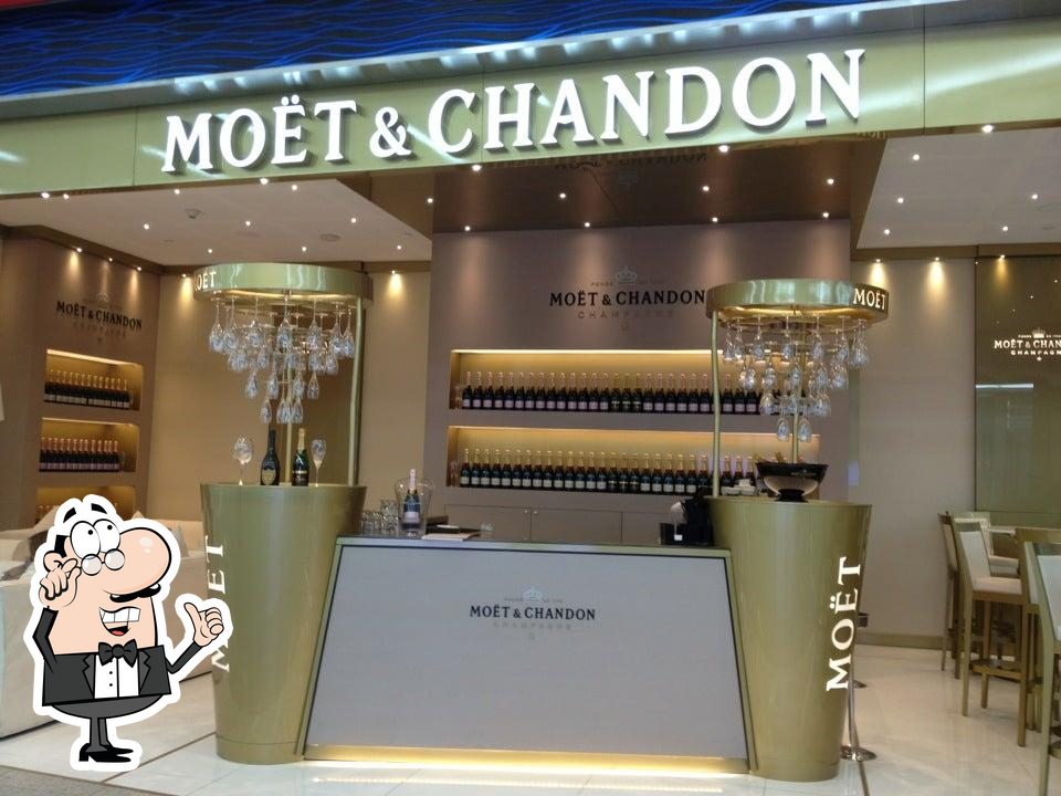 Pub y bar Moët & Chandon Champagne Lounge, Dubai - Opiniones del ...