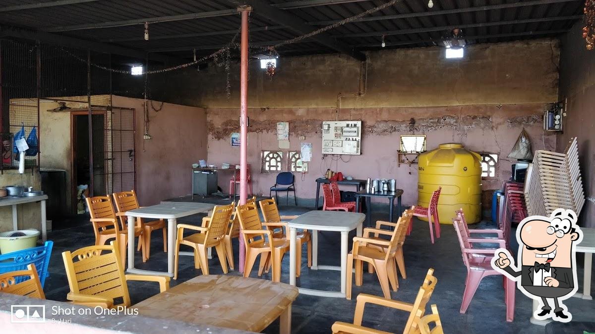 Roti Land Daba Restaurant, Hiriyur - Restaurant reviews