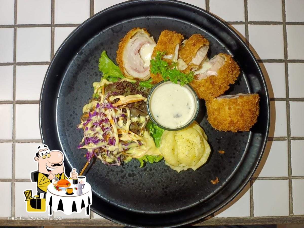 OLIFANT cafe, Semarang - Restaurant reviews