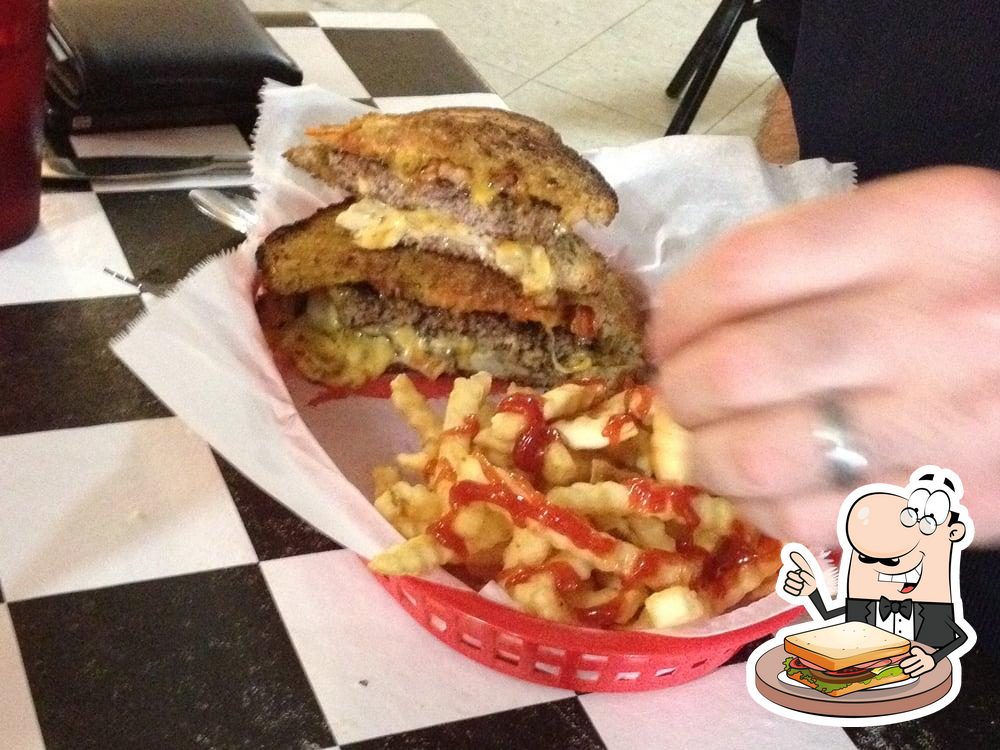 Fast Lanes & Pit Stop Restaurant in Hoopeston - Restaurant reviews