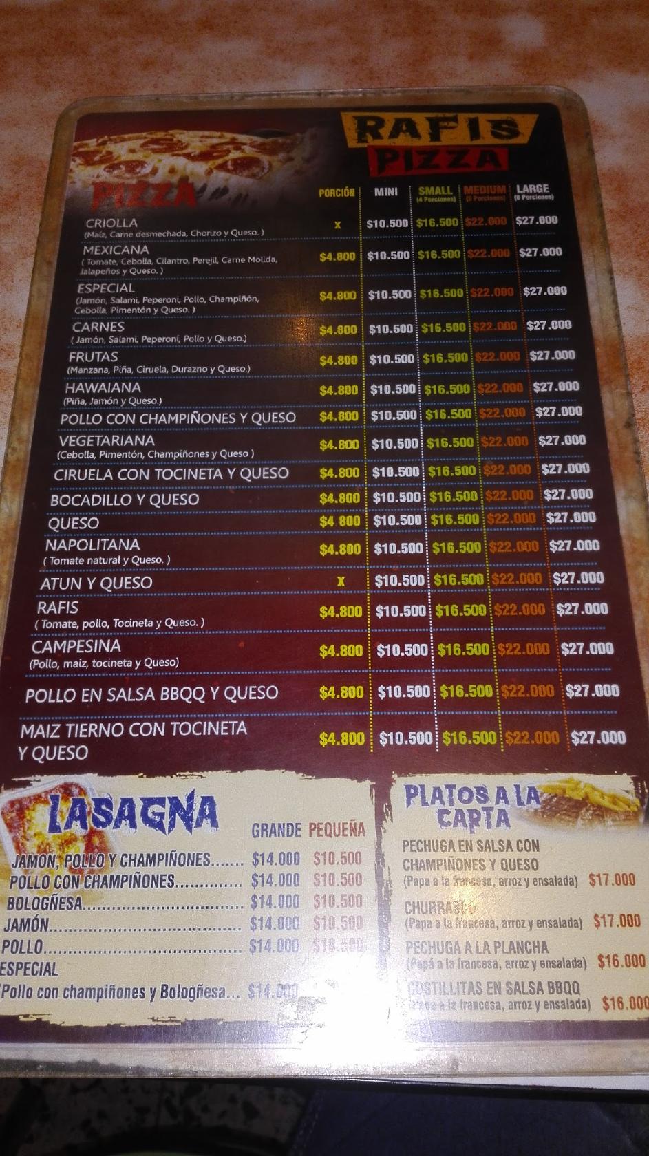 Menu at Rafi's Pizza restaurant, Ubaté