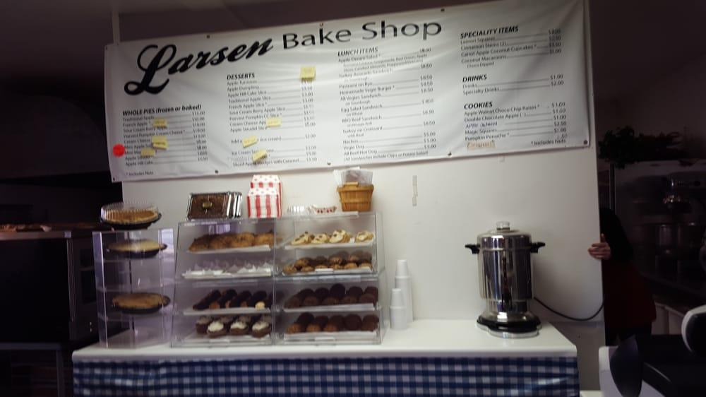 Menu at Larsen Apple Barn, Camino