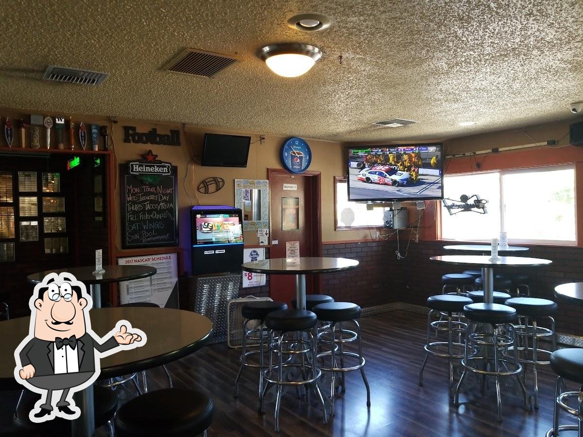 2 Mile House Pub & Eatery, Olympia - Restaurant menu, prices and reviews