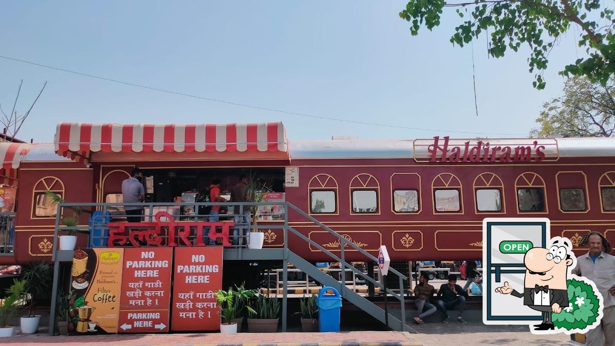 HALDIRAM Oam Industries India pvt ltd, Nagpur - Restaurant reviews