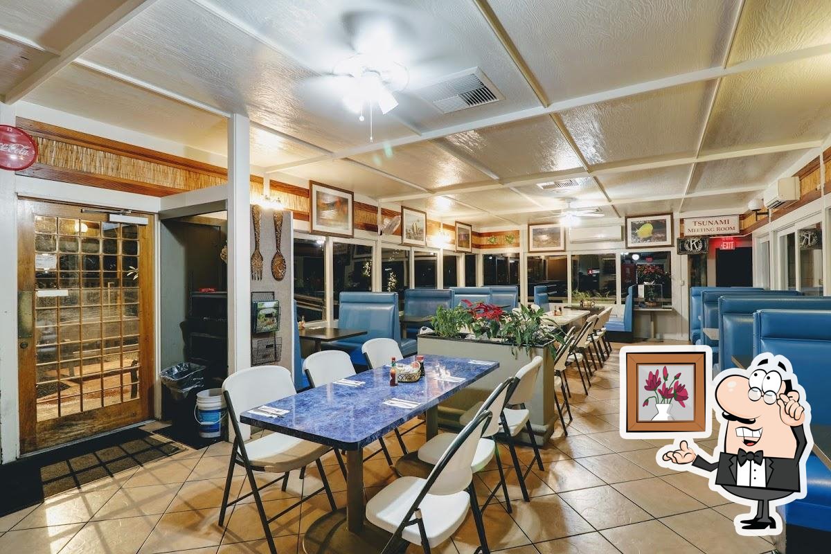 E Komo Mai Diner, Bar & Grill in Hilo - Restaurant menu and reviews