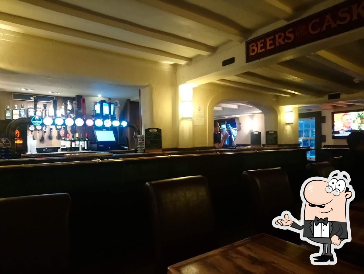 The Pheasant Inn & Restaurant Heathrow (over 18s only), Hayes ...