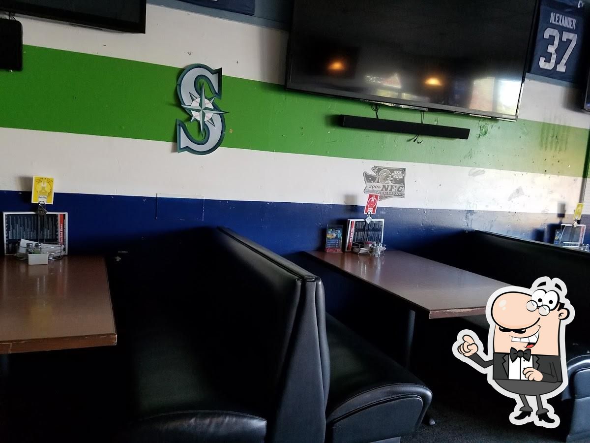 The End Zone Sports Pub in Port Orchard - Restaurant menu and reviews