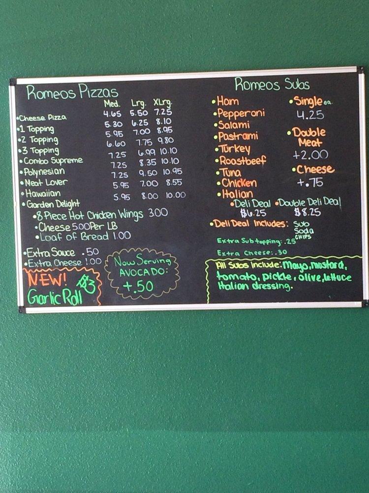 Menu at Romeo's Pizza pizzeria, Madera