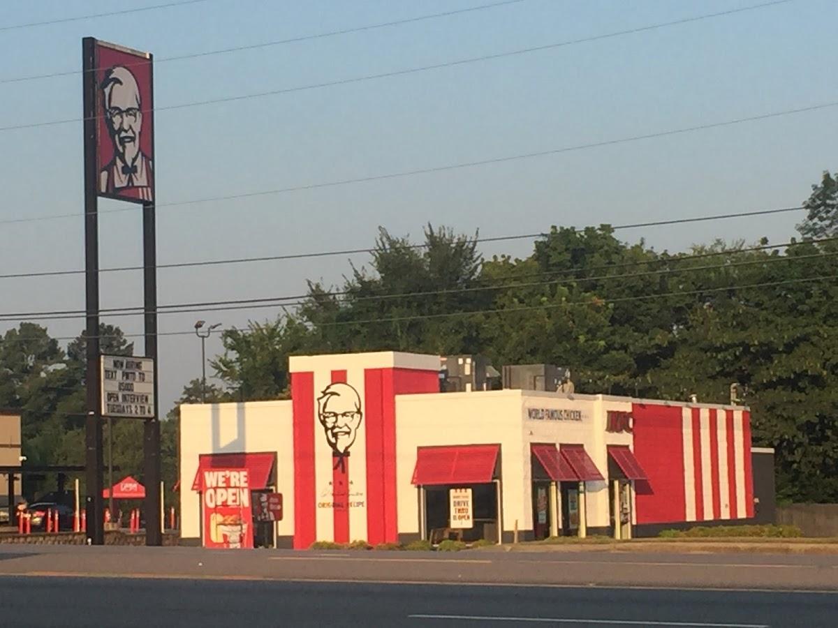 KFC, 1815 Ashville Rd #411 in Leeds - Restaurant menu and reviews