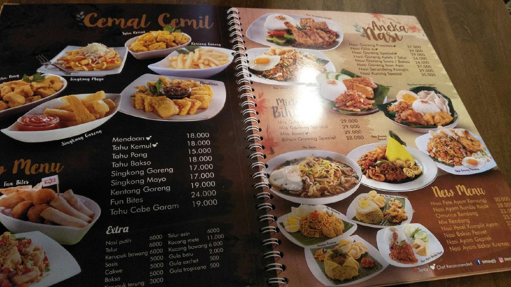 Menu at tong tjie tea bar, Semarang, Jl. Pandanaran No.34