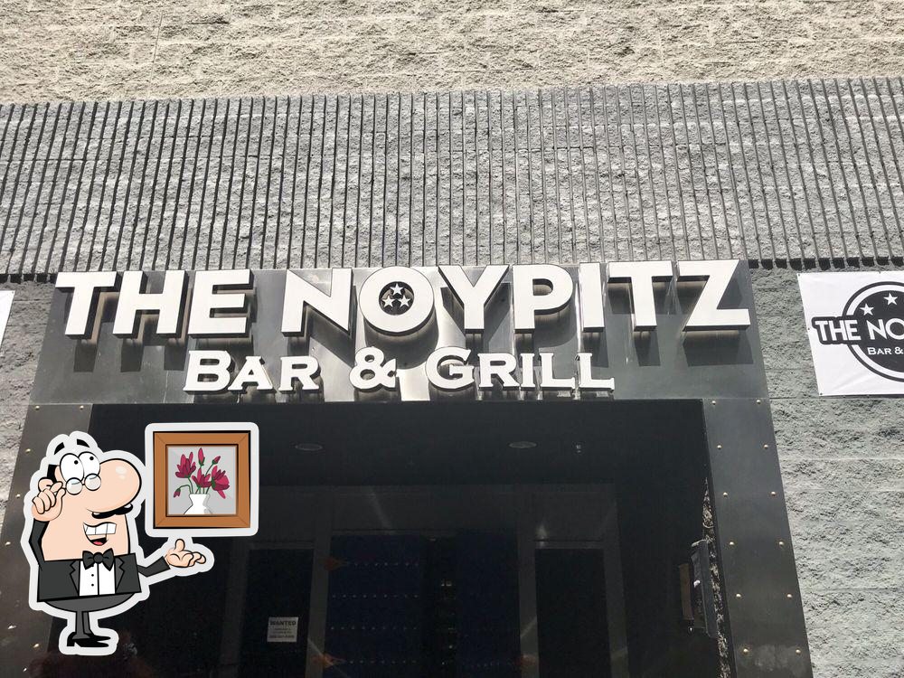The Noypitz Bar & Grill in Los Angeles - Restaurant menu and reviews